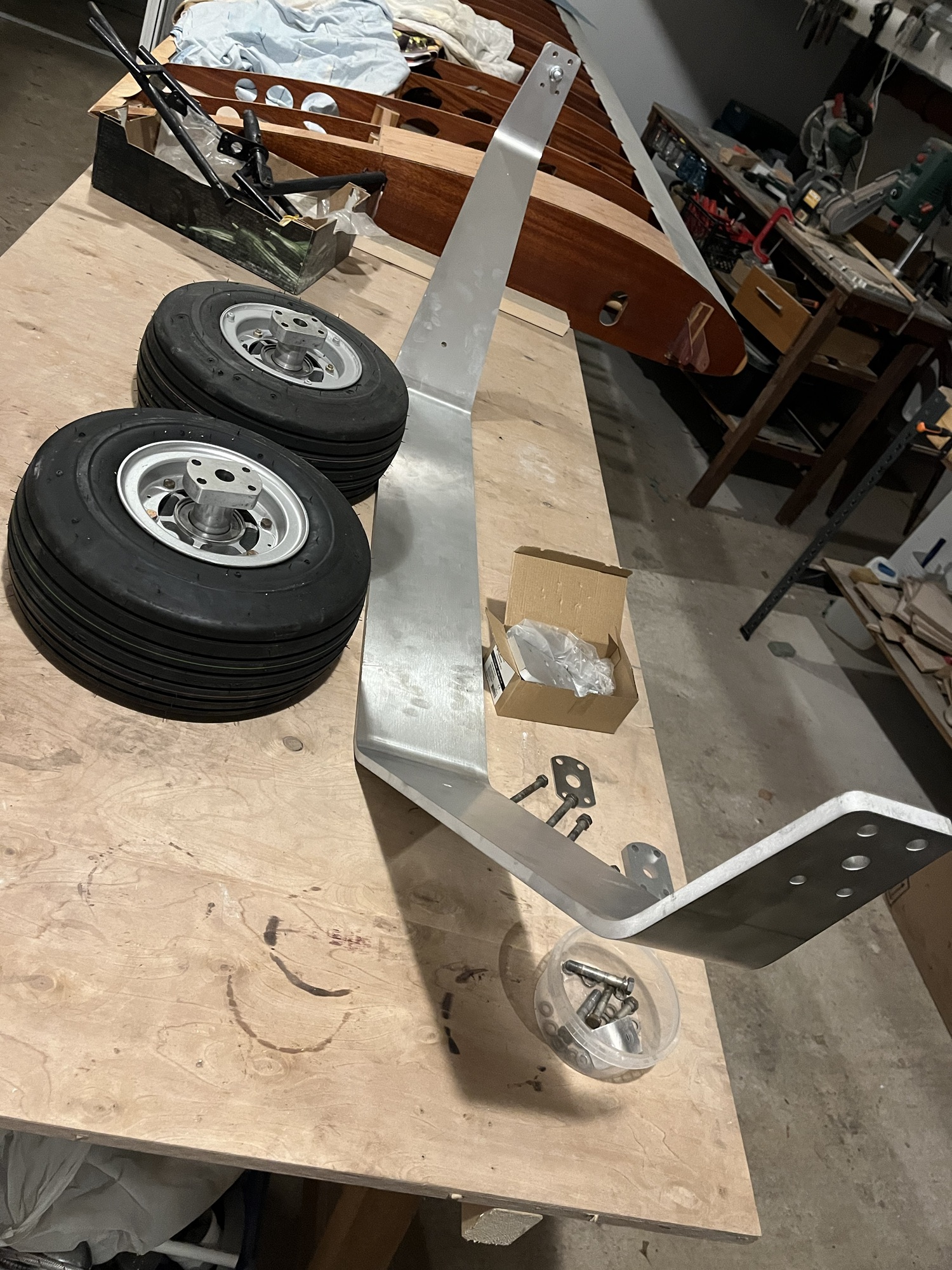 Start fitting the landing gear | Evans Volksplane 2 CONSTRUCTION